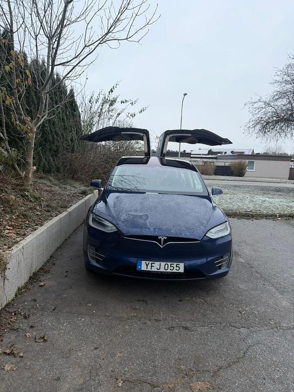 Begagnad 2017 Tesla Model X 423 HK SUV – 16573 Hässelby (Företag) – 335 ...