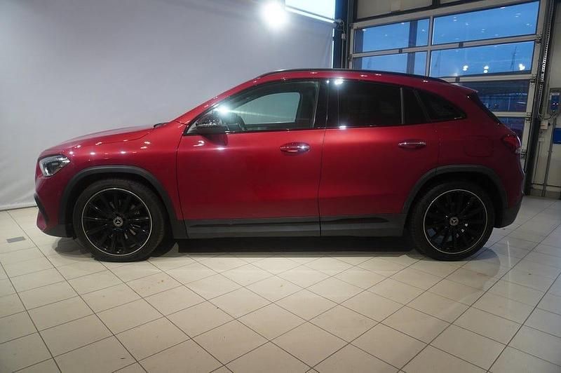 Begagnad 2020 Mercedes 200 Premium 150 HK SUV – 33144 Bredastensvägen ...