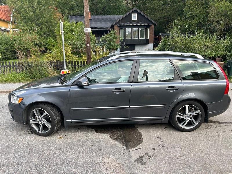 Begagnad 2012 Volvo V50 116 HK Kombi – Stockholm (Privat) – 45 000 kr (Bra pris) | AutoUncle