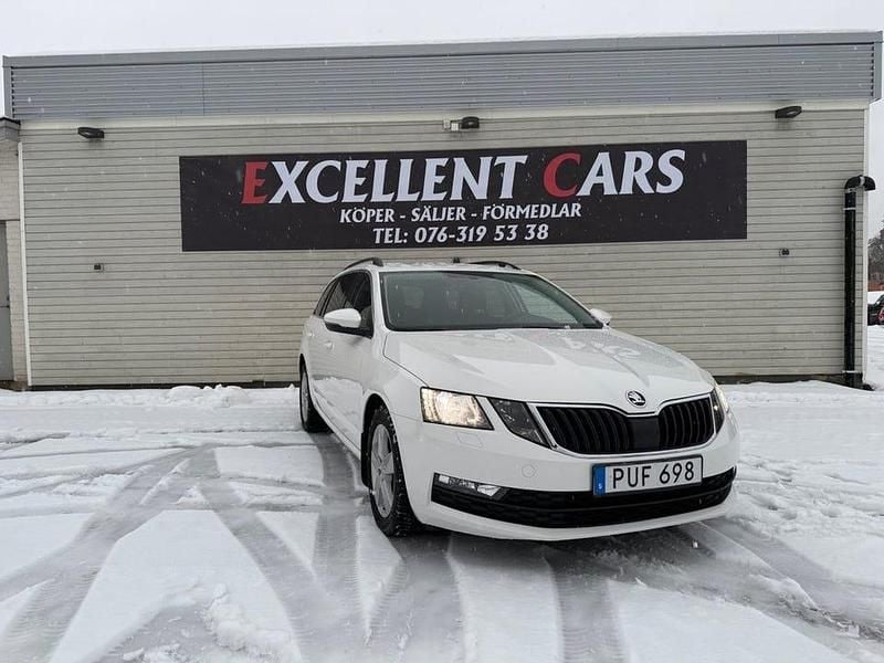 Begagnad 2018 Skoda Octavia Ambition 116 HK Kombi – Östergötland ...