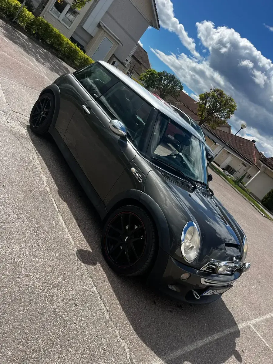 Begagnad Mini Cooper S 170 HK (2006) i Arvika - 29 900 kr | AutoUncle