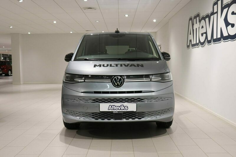 VW Multivan begagnad - 151 till salu - AutoUncle