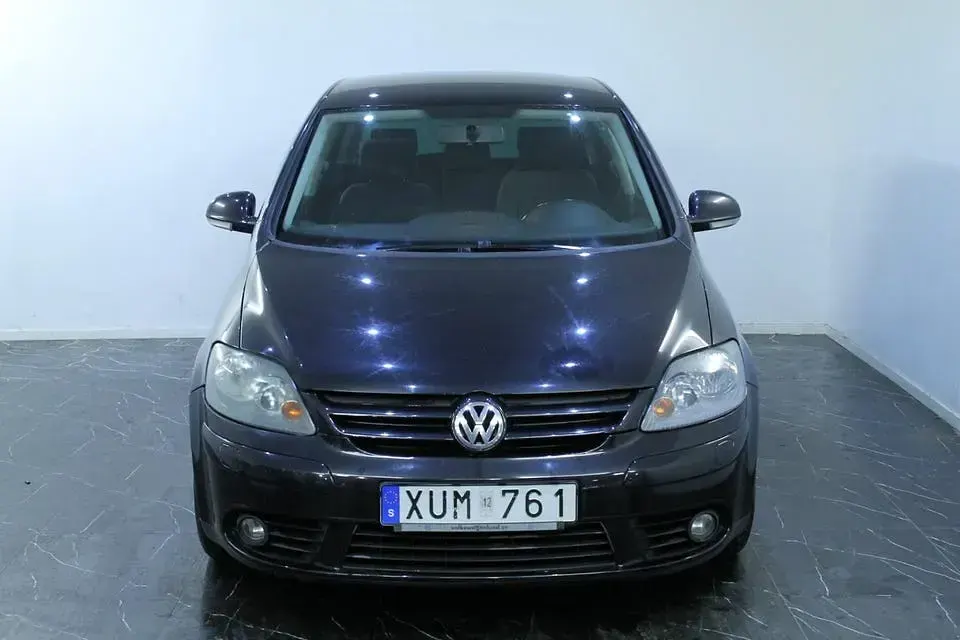 Begagnad VW Golf Plus Cross Sportline 140 HK (2006) i Sadelgatan ...