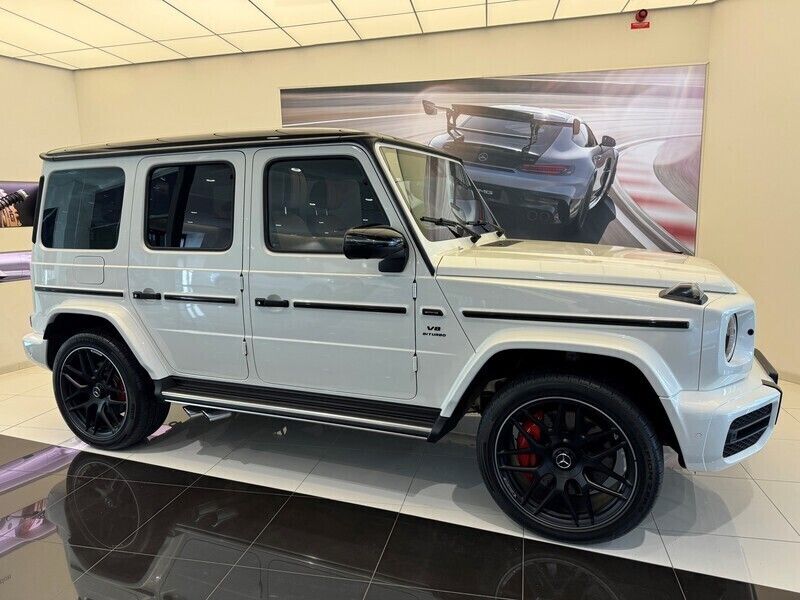 Såld Mercedes G63 AMG AMG "PANDA", begagnad 2021, 1 875 mil i Västra ...