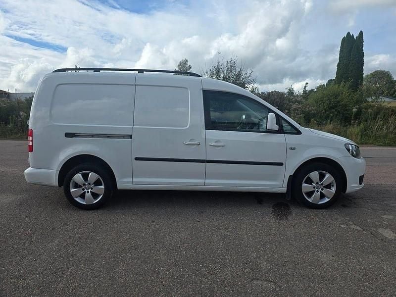 Begagnad 2015 VW Caddy Maxi 102 HK Minibuss – 66730 Geijersgatan ...