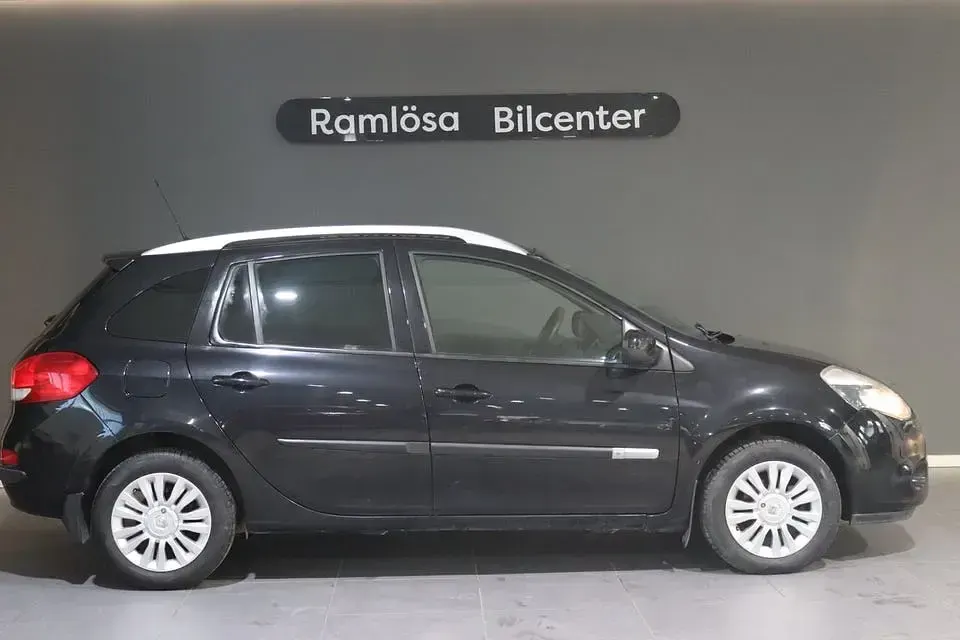 Begagnad Renault Clio 103 HK (2012) i , HELSINGBORG - 49 900 kr | AutoUncle