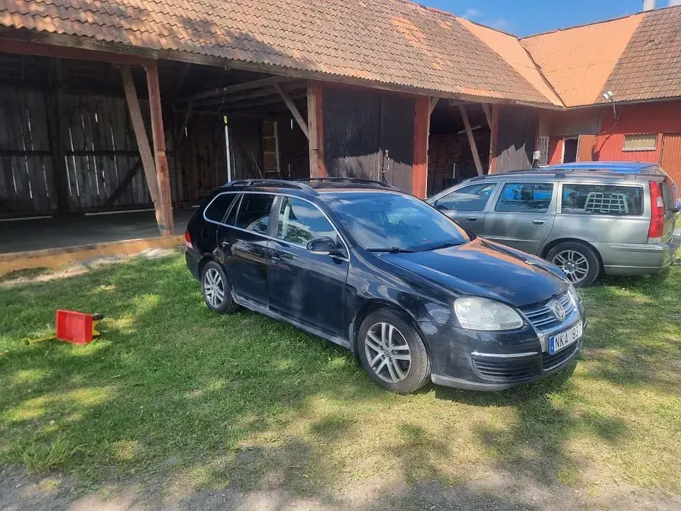 Begagnad VW Golf V 140 HK (2008) i Lundsbrunn - 8 500 kr | AutoUncle