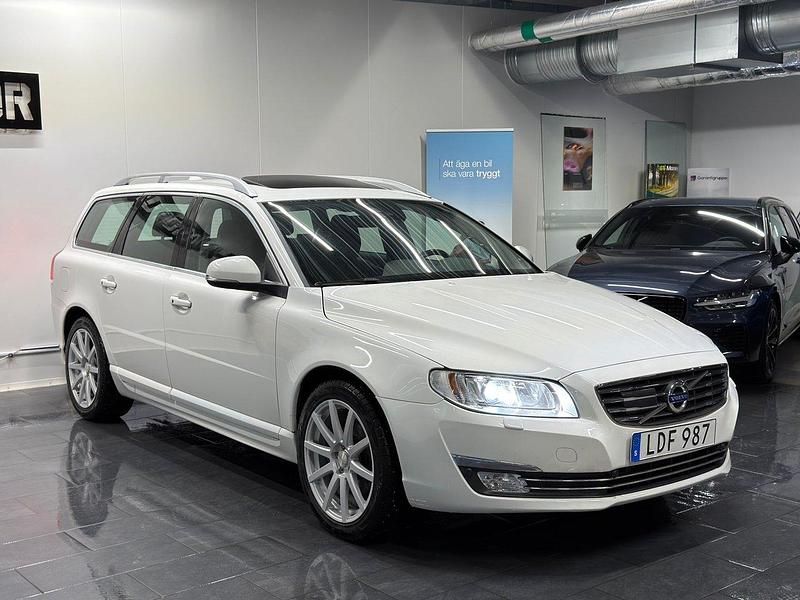 Begagnad 2015 Volvo V70 Summum 181 HK Kombi – 75473 Uppsala (Företag ...