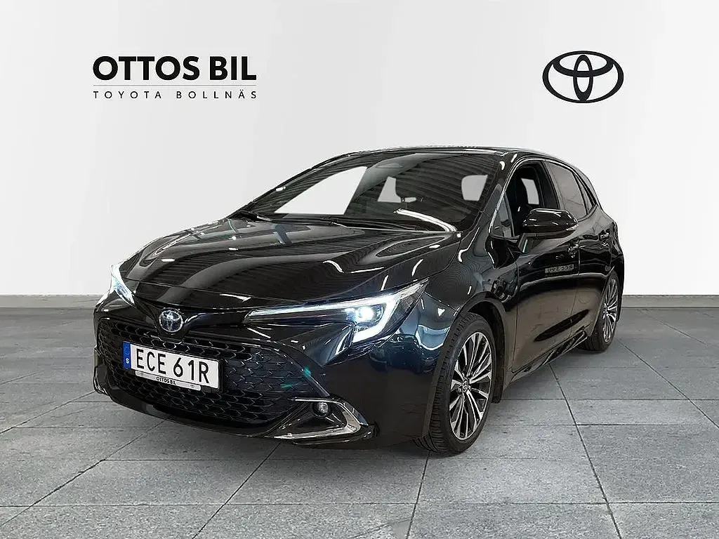 Begagnad Toyota Corolla Plus 140 HK (2023) i Renshammarsvägen , Bollnäs ...