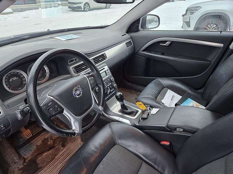 Begagnad 2010 Volvo V70 Momentum 231 HK Kombi – Dalarna (Företag) – 17 ...