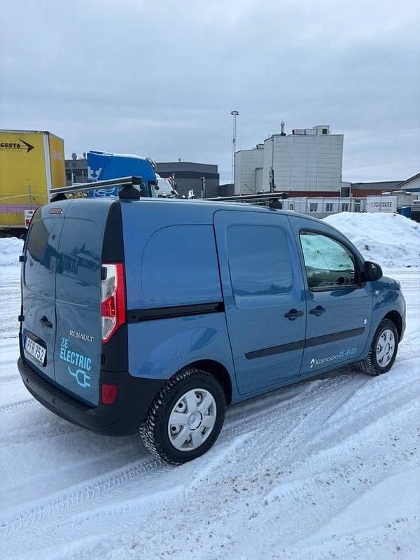 Begagnad 2017 Renault Kangoo 60 HK – 70221 Södra Gårdens Väg , Örebro ...