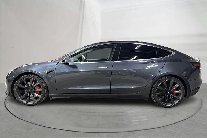 Begagnad 2020 Tesla Model 3 Performance 627 HK Sedan – 73248 Arboga ...