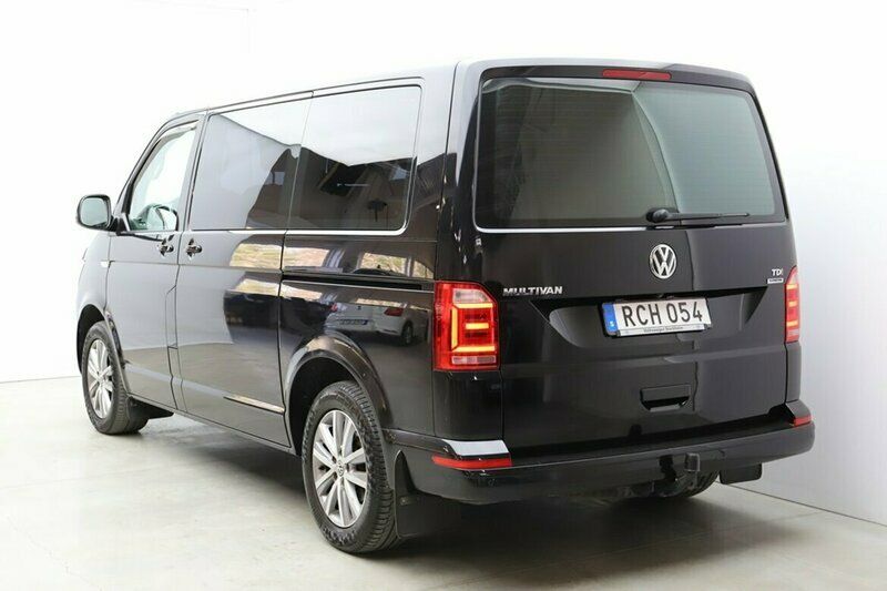 VW Multivan begagnad - 121 till salu - AutoUncle