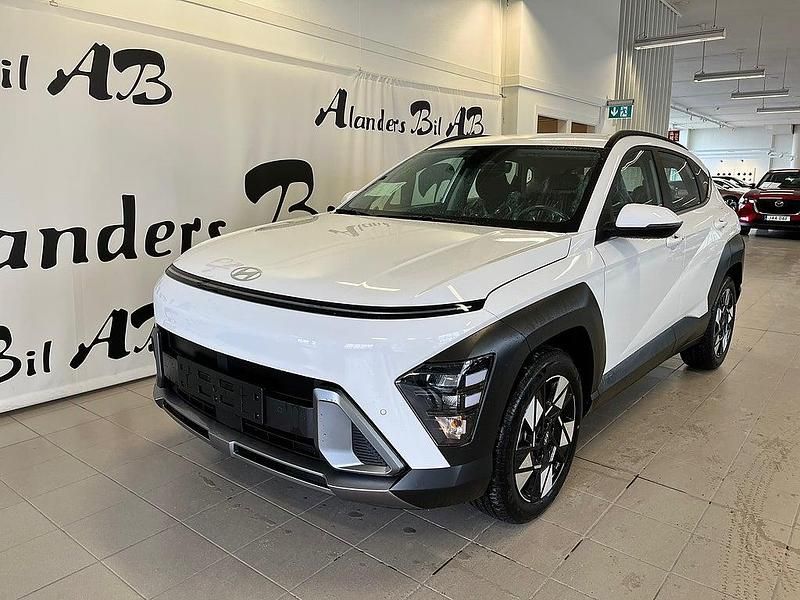 Ny Hyundai Kona Essential 95 HK (2026) i Östersund - 367 900 kr | AutoUncle