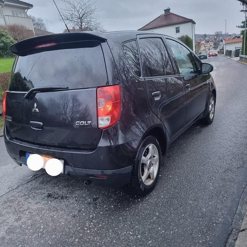 Begagnad 2012 Mitsubishi Colt 95 HK Halvkombi – 43362 Sävedalen ...