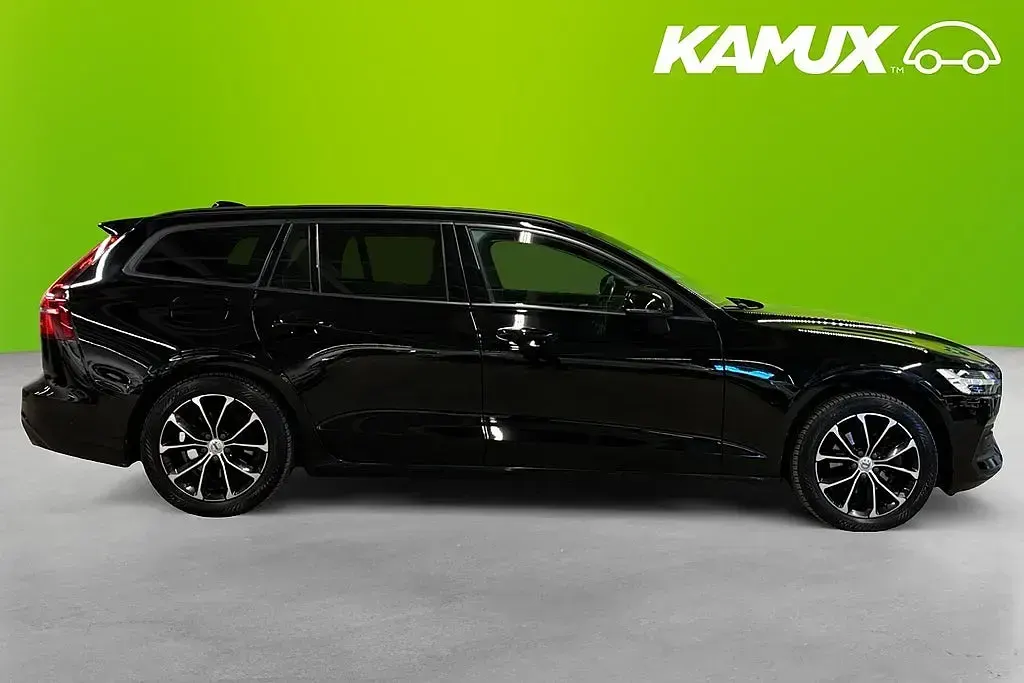 Begagnad Volvo V60 Momentum 150 HK (2018) i Antennvägen , Sundsvall ...