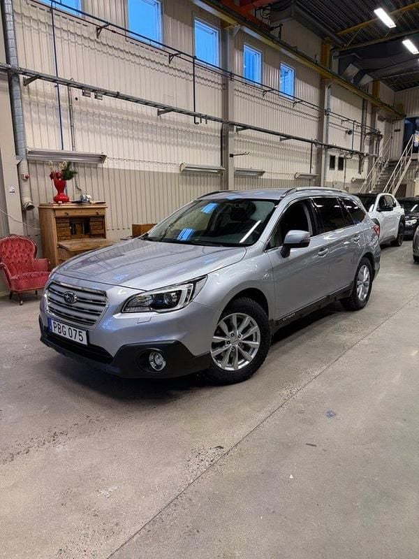 Begagnad 2016 Subaru Outback 175 HK Kombi – Norrbotten (Företag) – 215 ...