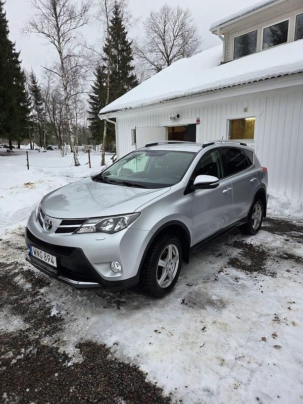 Begagnad 2014 Toyota RAV4 151 HK – 76294 Rimbo (Företag) – 120 000 kr ...