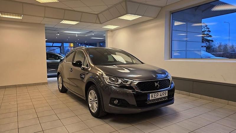 Begagnad 2015 DS Automobiles DS4 120 HK Halvkombi – Kronoberg (Företag ...
