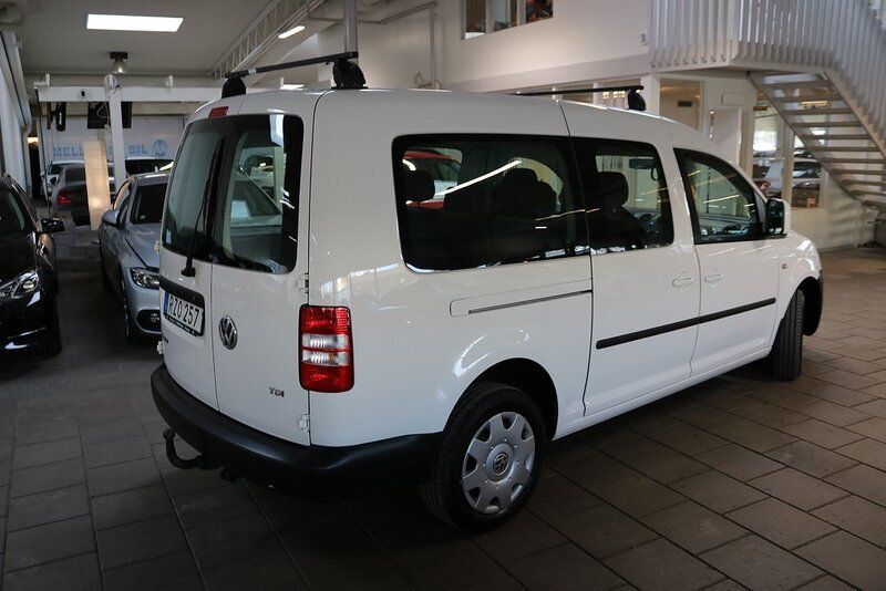 VW Caddy Maxi Life begagnad - 102 till salu - AutoUncle