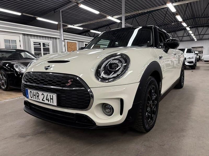 Begagnad 2020 Mini Cooper S Clubman Salt 192 HK Kombi – Örebro (Företag ...