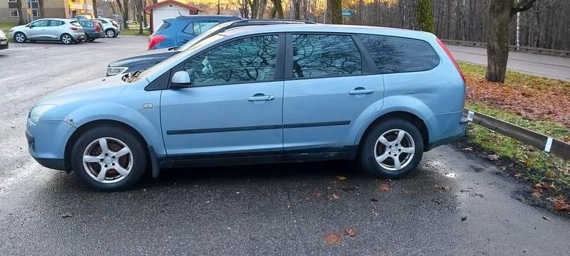 Begagnad 2007 Ford Focus 125 HK Kombi – 80429 Gävle (Företag) – 10 000 ...