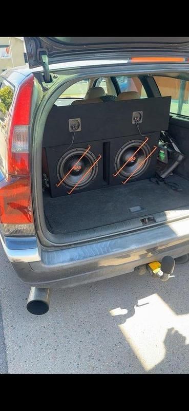 Begagnad 2004 Volvo V70 R-Design 163 HK Kombi – Skåne (Privat) – 38 000 ...