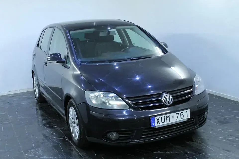 Begagnad VW Golf Plus Cross Sportline 140 HK (2006) i Sadelgatan ...