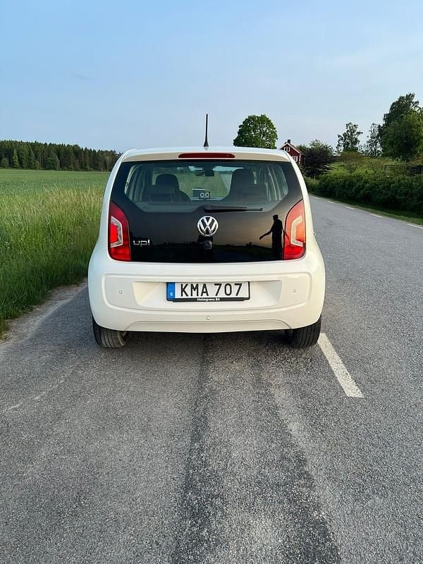 Begagnad 2014 VW up! 75 HK Halvkombi – 60594 Norrköping (Företag) – 45 ...