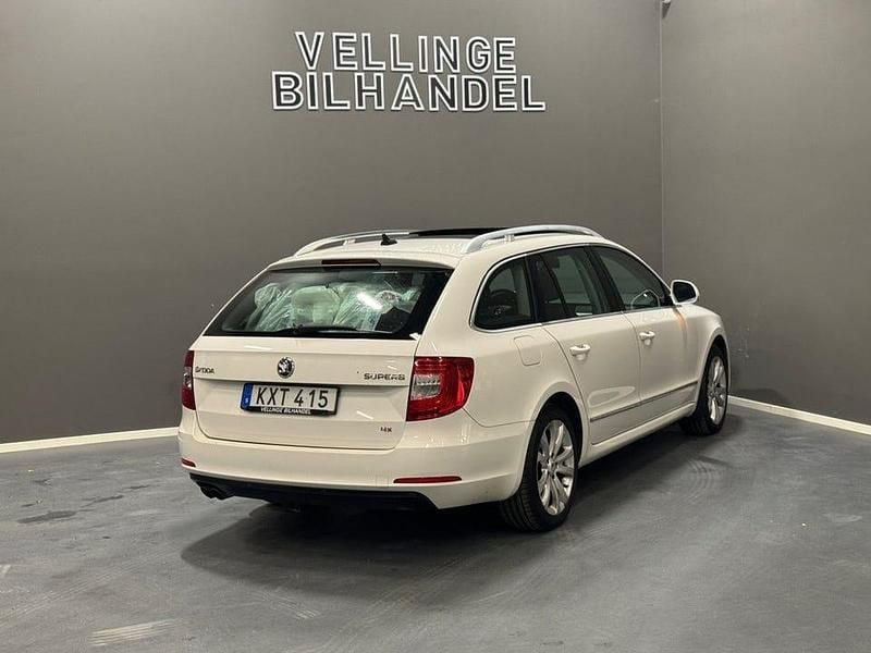 Begagnad 2014 Skoda Superb Ambition 170 HK Kombi – Skåne (Företag) – 64 ...
