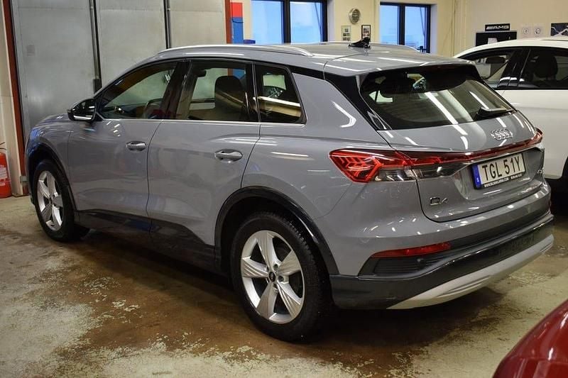 Begagnad 2024 Audi Q4 e-tron Advanced 265 HK SUV – 18377 Reprovägen ...