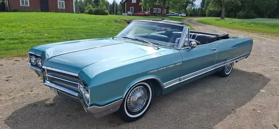 Begagnad Buick Electra 225 330 HK (1965) i Ryssby - 239 000 kr | AutoUncle