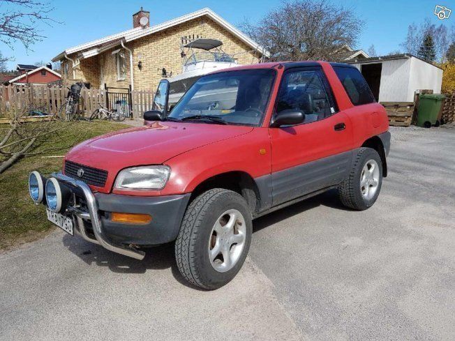 Såld Toyota RAV4 3-dörrar -95, begagnad 1995, 27.500 mil i (Bengtsfors)
