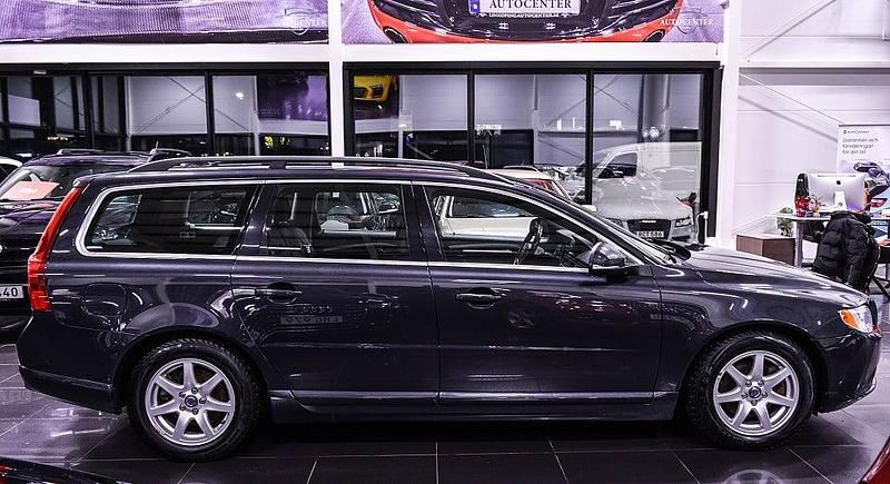 Begagnad 2012 Volvo V70 Momentum 116 HK Kombi – 58330 Algolgatan ...