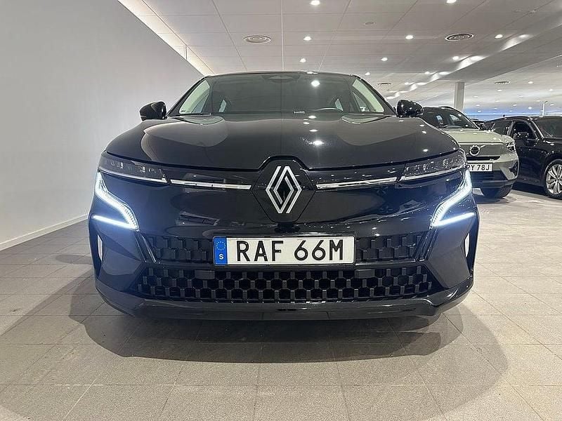 Begagnad 2022 Renault Mégane IV Equilibre 132 HK Halvkombi – Skåne ...