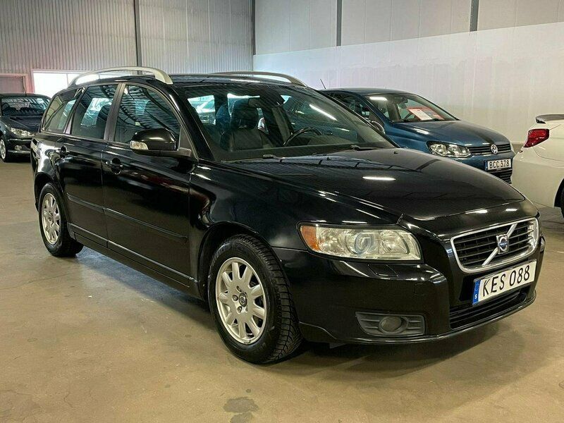 Volvo V50 begagnad - 400 till salu - AutoUncle