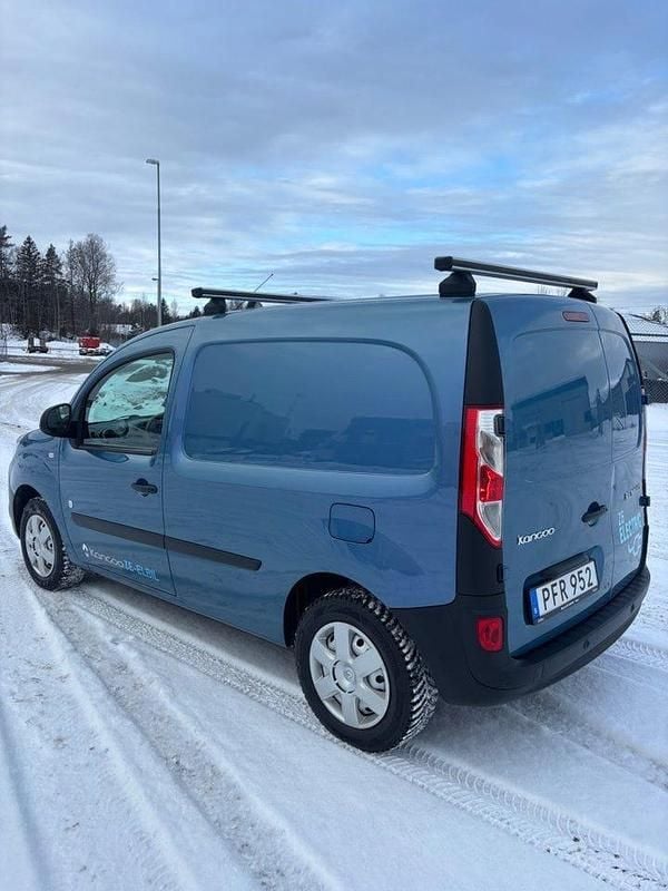 Begagnad 2017 Renault Kangoo 60 HK – 70221 Södra Gårdens Väg , Örebro ...