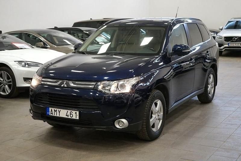 Begagnad 2012 Mitsubishi Outlander 150 HK SUV – Stockholm (Företag ...