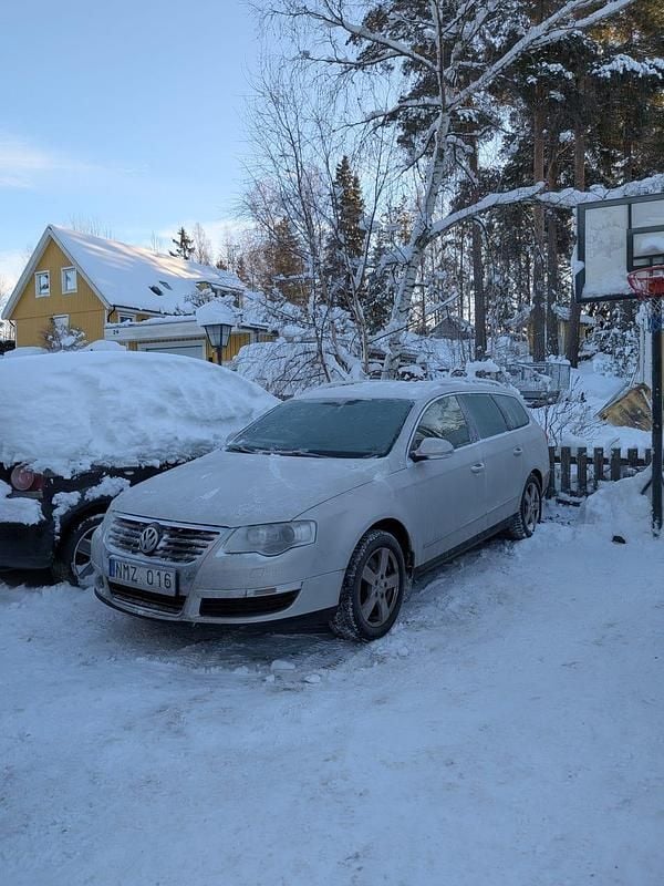 Begagnad 2009 VW Passat 150 HK Kombi – 74194 Knivsta (Företag) – 7 000 ...