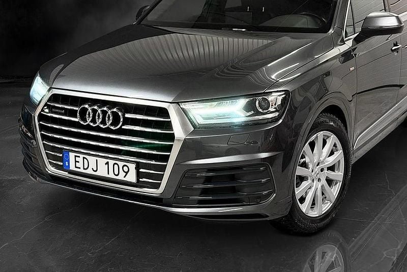 Begagnad 2015 Audi Q7 S-Line 218 HK SUV – Gävleborg (Företag) – 299 999 ...
