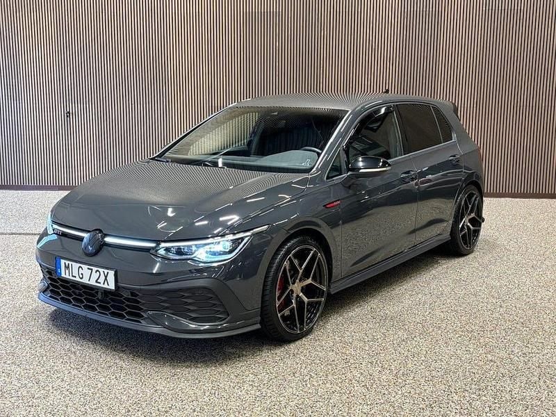 Begagnad 2022 VW Golf VIII GTI Clubsport 301 HK Halvkombi – Kronoberg ...