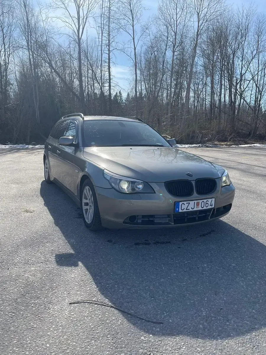 Begagnad BMW 525 177 HK (2006) i Hallstavik - 85 000 kr | AutoUncle
