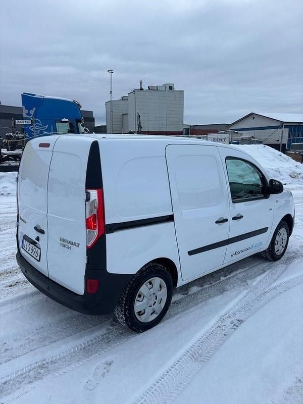 Begagnad 2018 Renault Kangoo 60 HK – 70221 Södra Gårdens Väg , Örebro ...