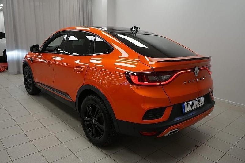 Begagnad 2022 Renault Arkana R.S. 94 HK SUV – Västmanland (Företag ...