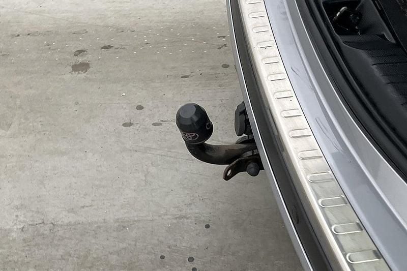 Begagnad 2018 Toyota RAV4 Hybrid SUV – 70236 Örebro (Företag) – 239 900 ...