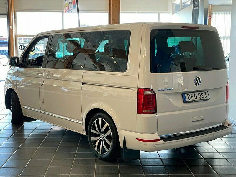 VW Multivan begagnad - 121 till salu - AutoUncle