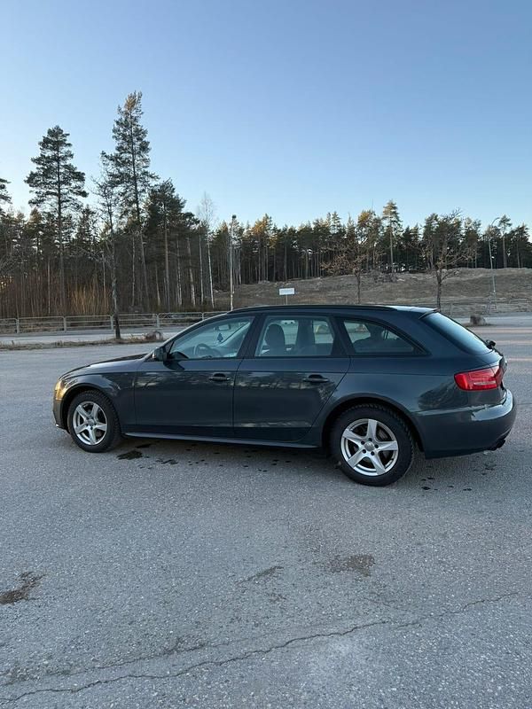 Begagnad 2010 Audi A4 160 HK Kombi – 71135 Lindesberg (Företag) – 79 ...