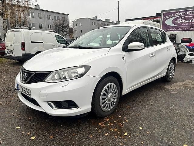 Begagnad 2015 Nissan Pulsar 116 HK Halvkombi – Östergötland (Företag ...