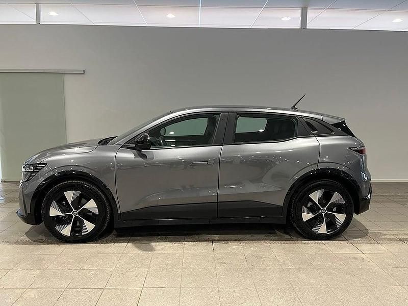 Begagnad 2022 Renault Mégane IV Equilibre 130 HK Halvkombi – Skåne ...