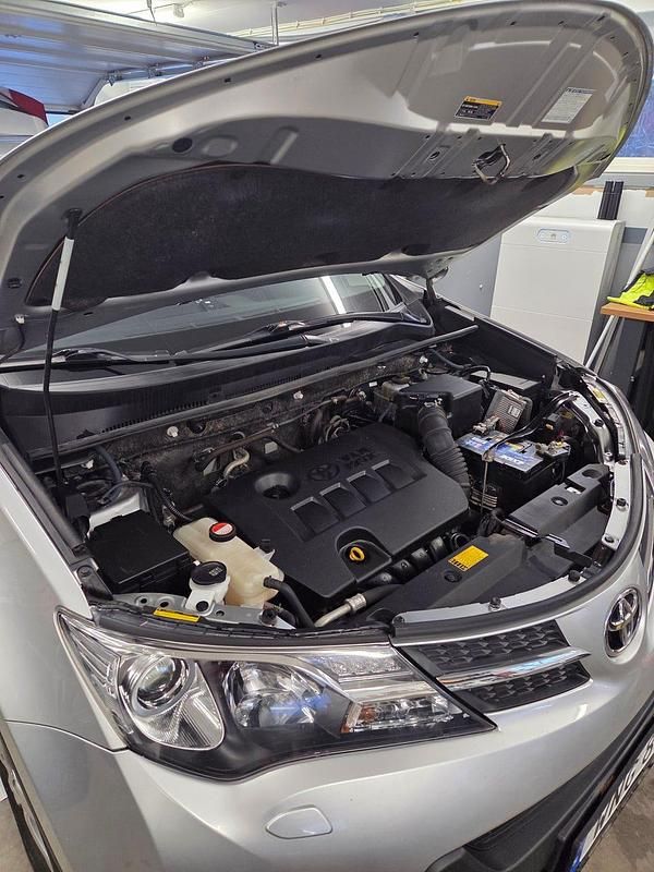 Begagnad 2014 Toyota RAV4 151 HK – 76294 Rimbo (Företag) – 120 000 kr ...